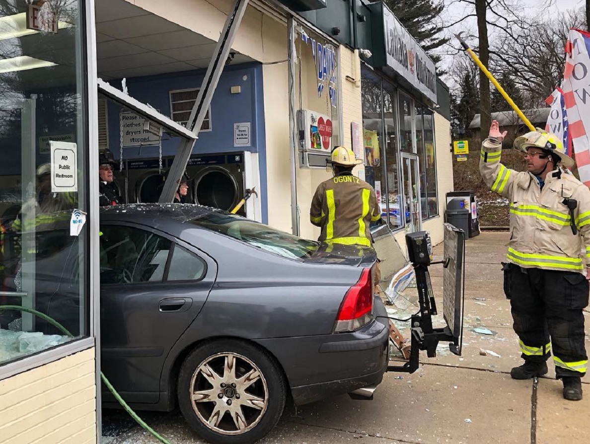 Car Crash In Glenside - Additional Photographs - Glenside Local