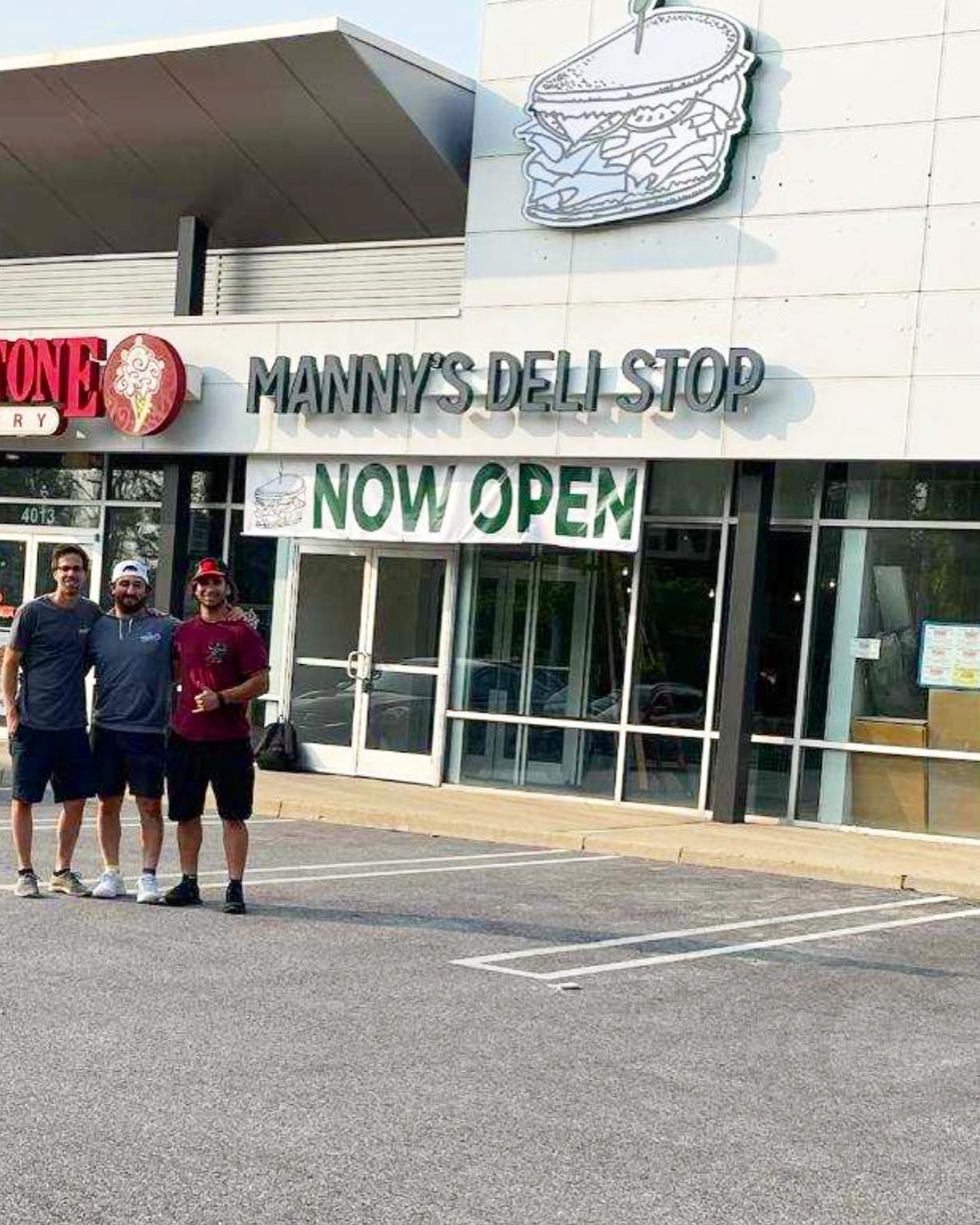 Manny’s Deli Stop, a modern Jewish eatery, now open in Willow Grove ...