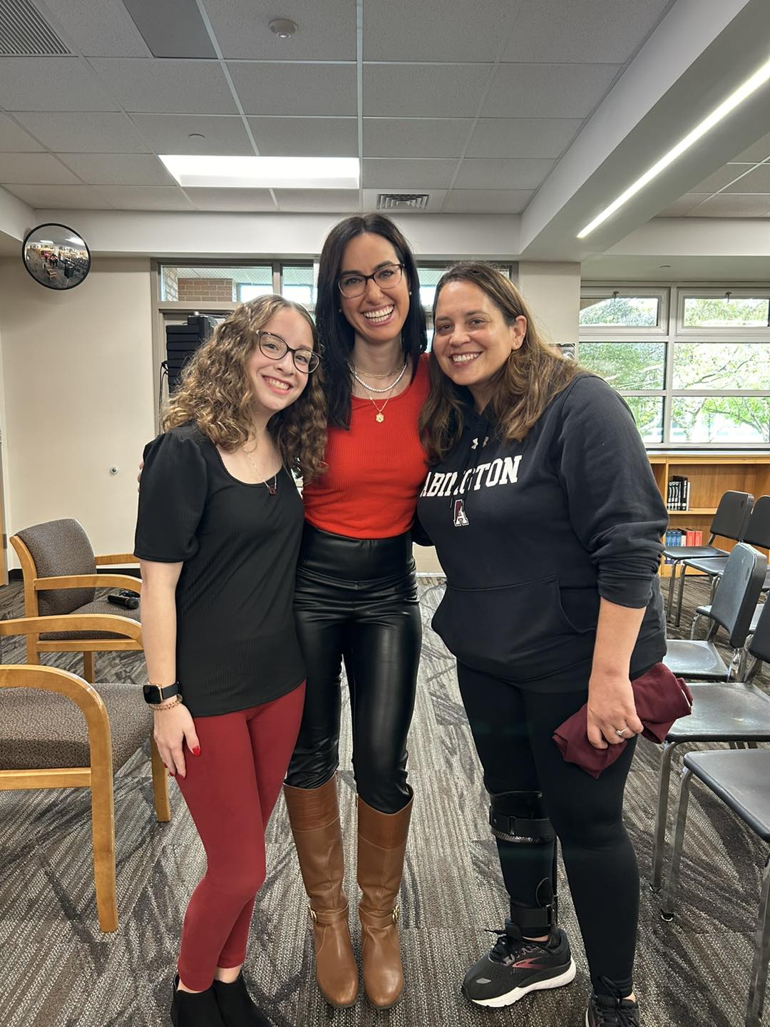 Hall of Famer, 6ABC reporter Katie Katro visits Abington High School ...