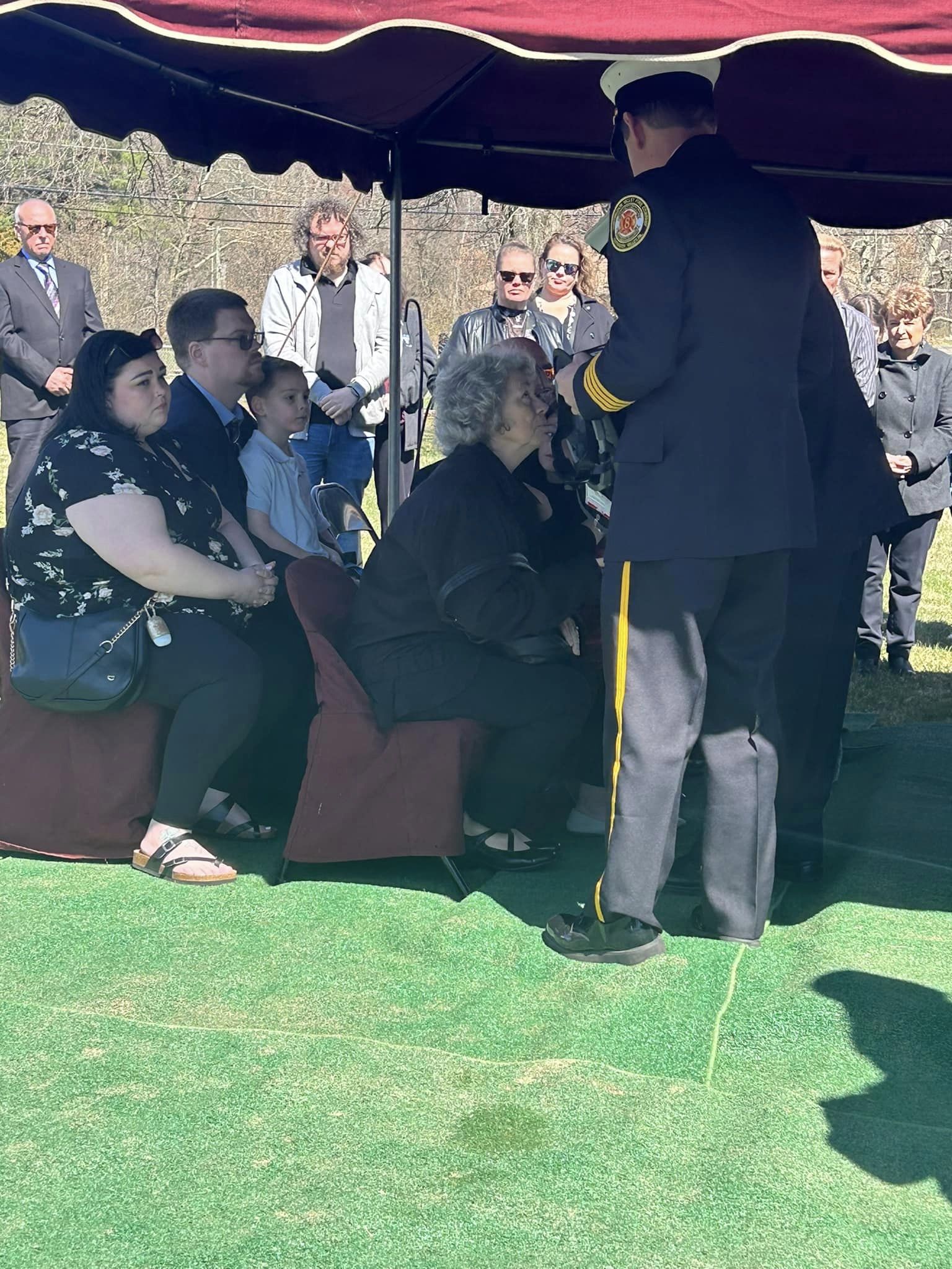 Huntingdon Valley Fire Company lays to rest Mike Burns, firefighter and ...