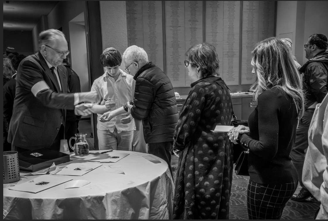 Congregation Adath Jeshurun reflects on inaugural Shoah Seder in honor ...