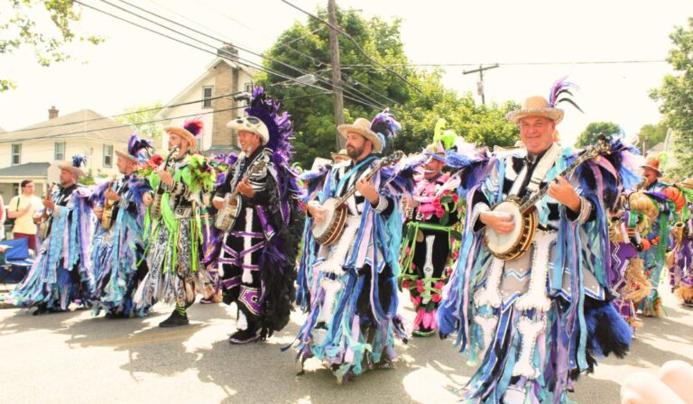 What to expect from this year's Glenside 4th of July parade: Eclectic ...