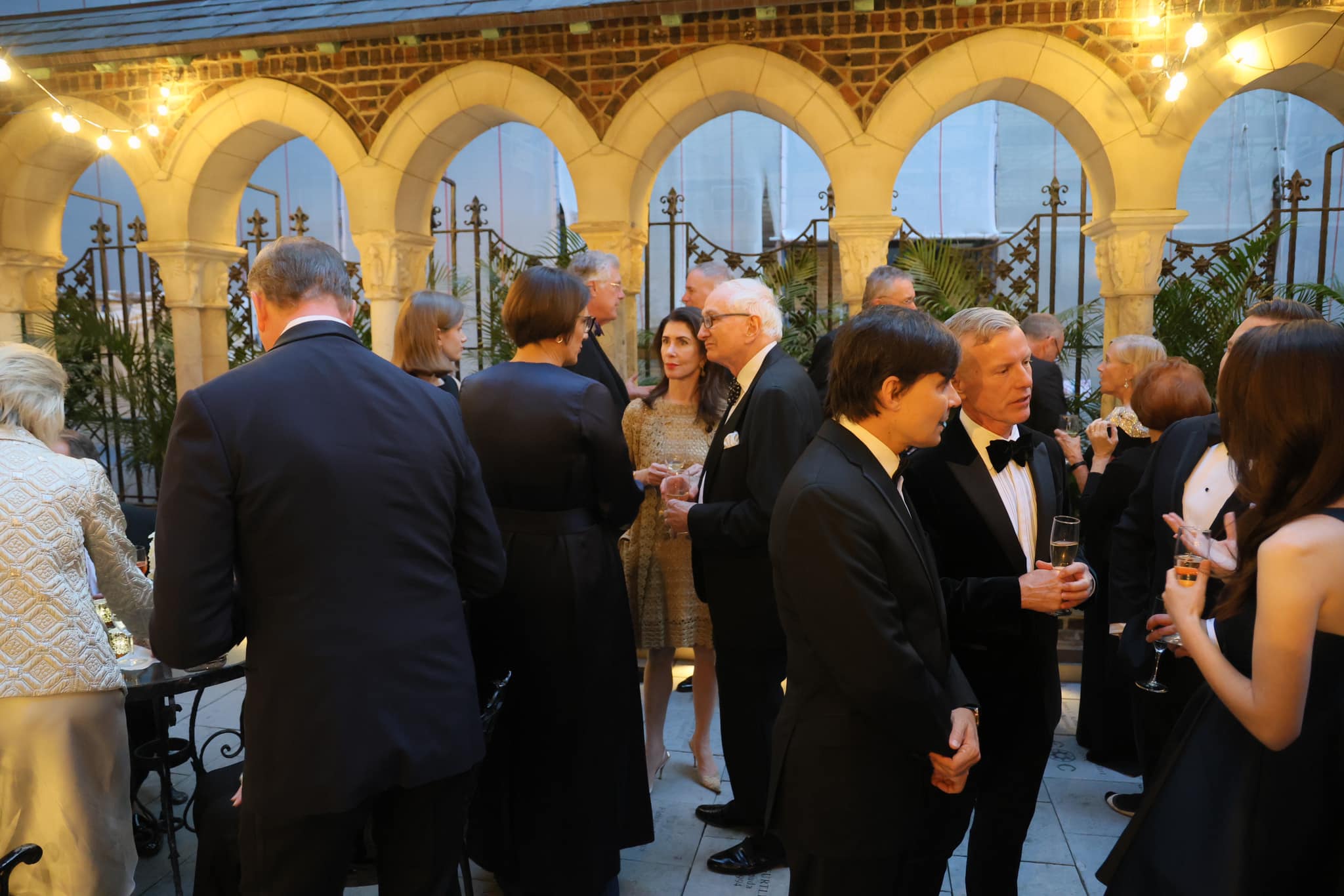 Abington grad, billionaire businessman Stephen A. Schwarzman purchases ...