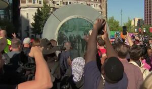 Philly's new 'portal' at LOVE Park is now live and internationally ...