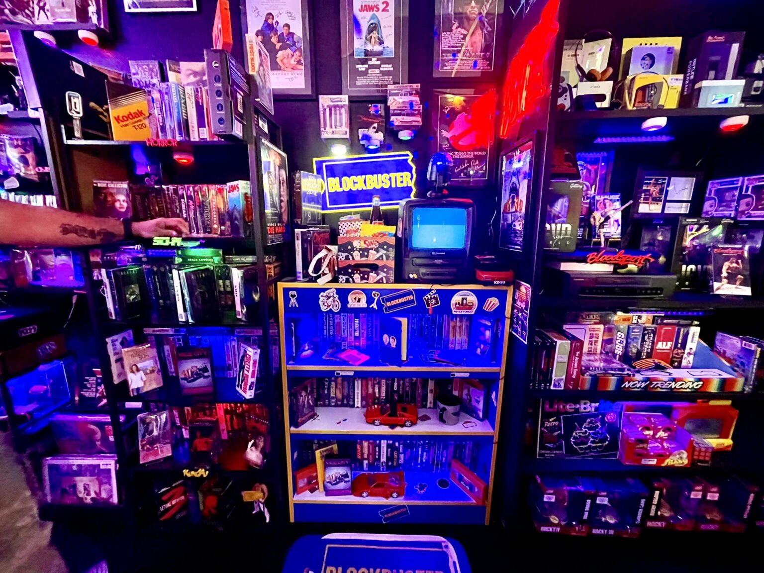 Vice City Collectibles of Glenside: A cozy retro goodies store with ...