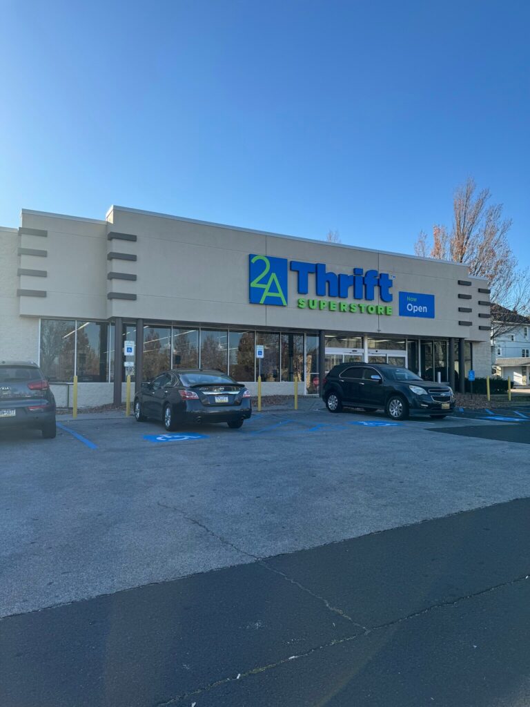 2nd Ave Thrift Superstore in Willow Grove permanently closes, property selling for $6.3M ...