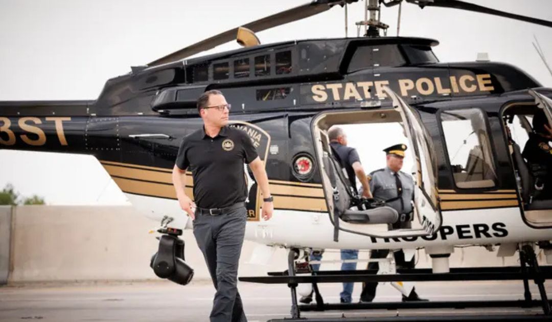 Gov. Shapiro criticized for travelling on a campaign-funded private jet ...