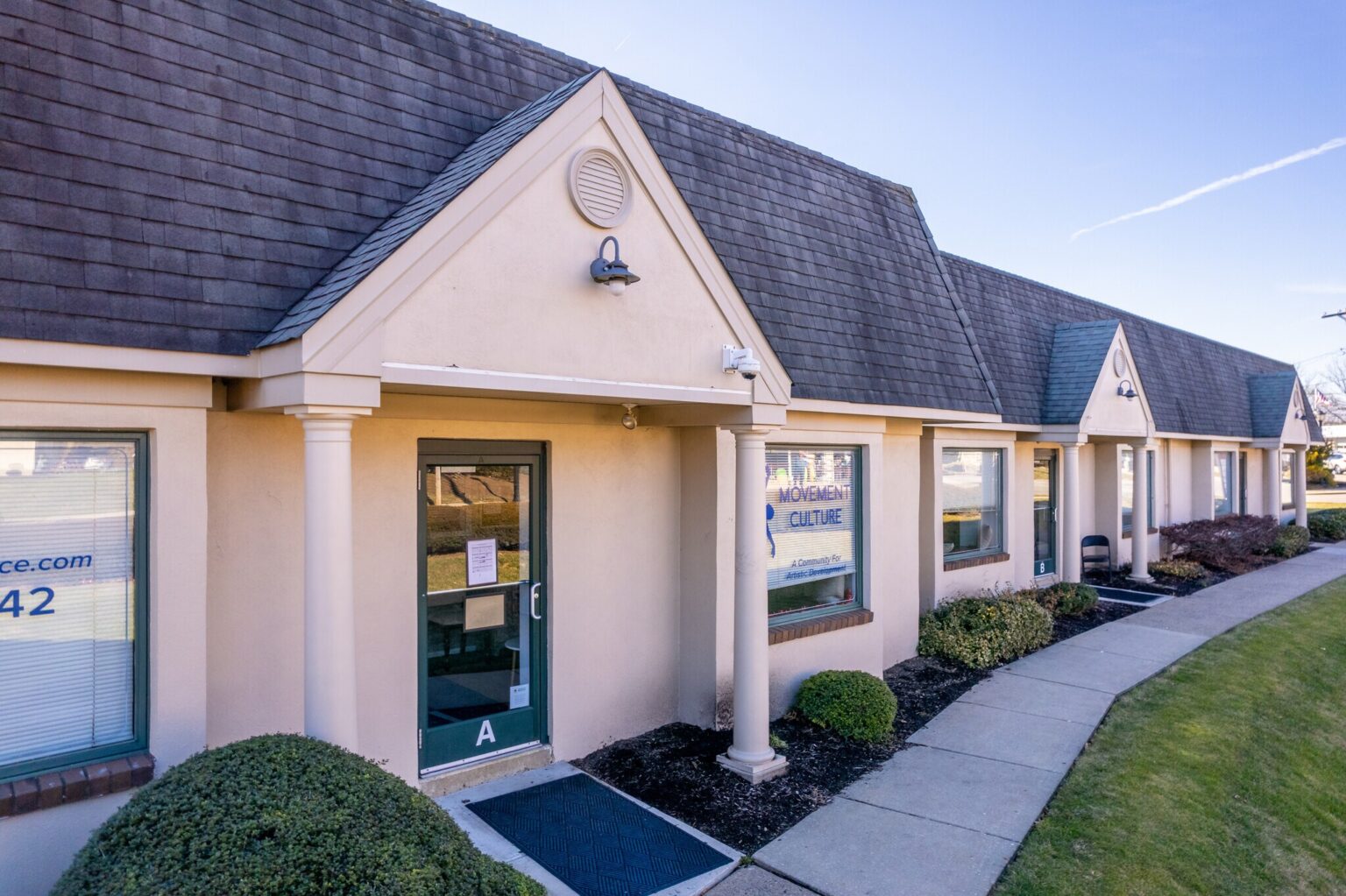 For Lease: Retail space at Oreland Shopping Center - Glenside Local