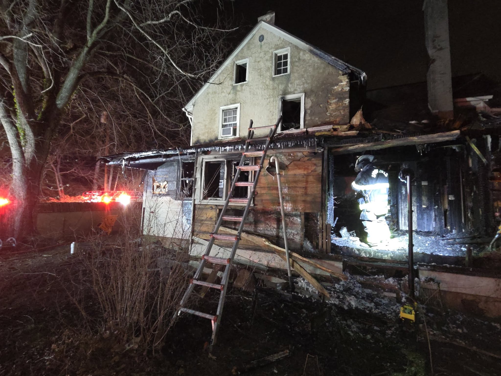 Edge Hill Fire Company of Glenside assists with Whitemarsh house fire ...