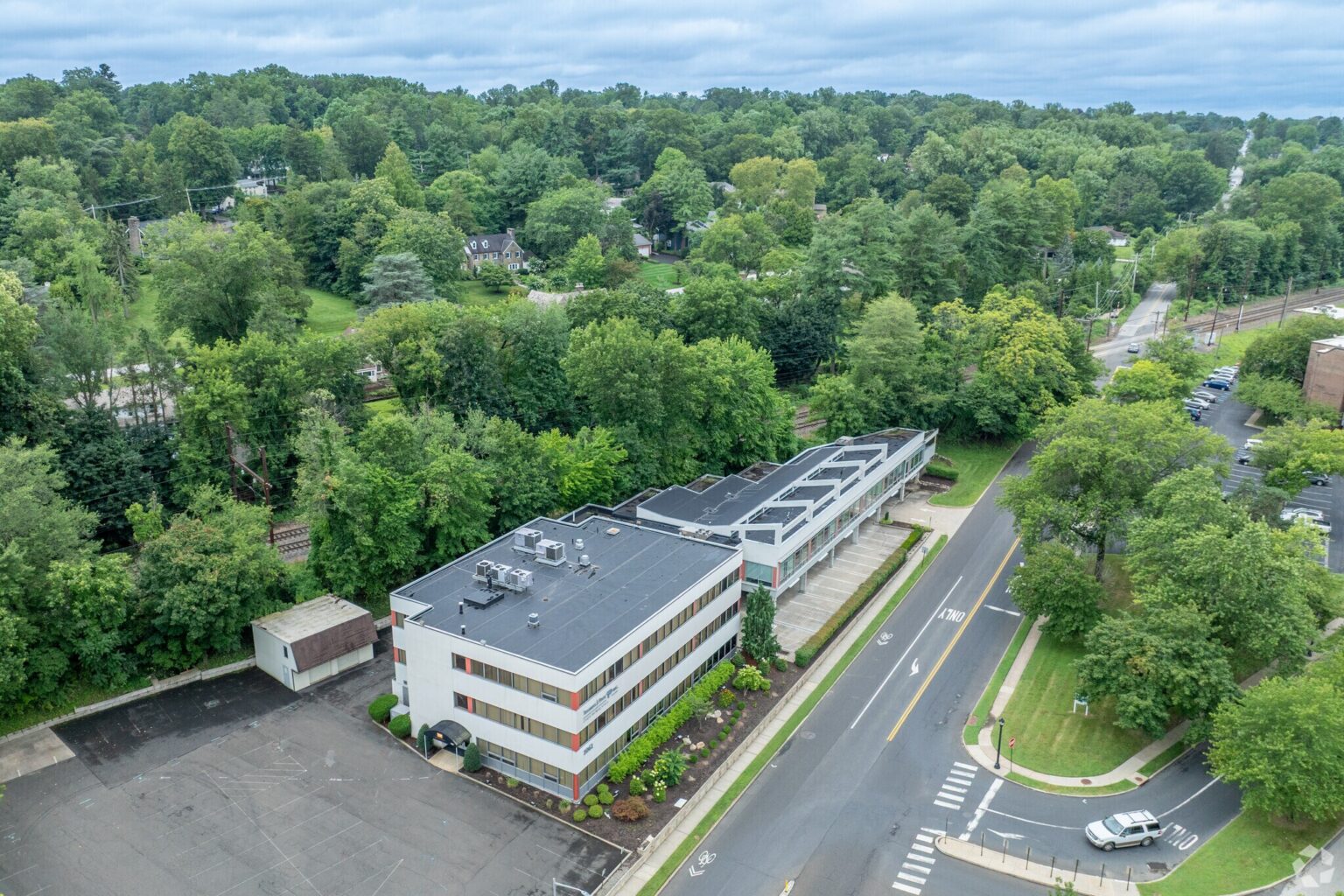 For Sale: Office building in Jenkintown - Glenside Local